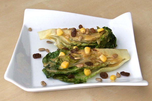 Cogollos a la plancha con salsa de miel y mostaza