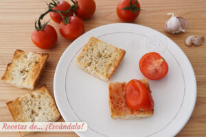 Pantumaca, pan con tomate o pa amb tomàquet y jamón - Recetas de ...